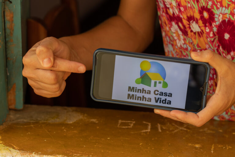 Minha Casa Minha Vida para quem ganha até R$ 12 mil ou vive na rua ...